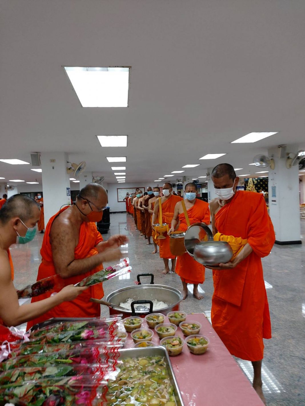 Vice-Rector for Foreign Affairs, MCU Offered lunch to the ...